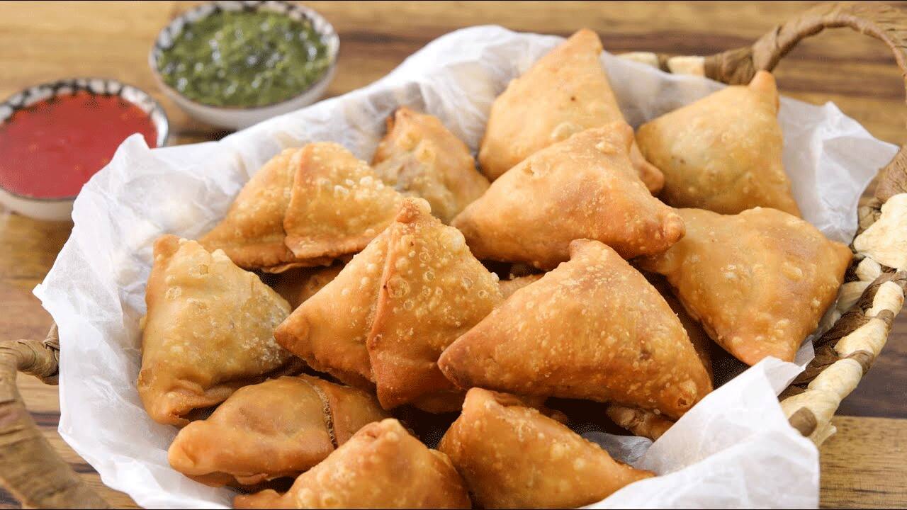 Samosa Interesting Facts: ક્યારેય વિચાર્યુ છેકે, ત્રિકોણ આકારના જ કેમ ...