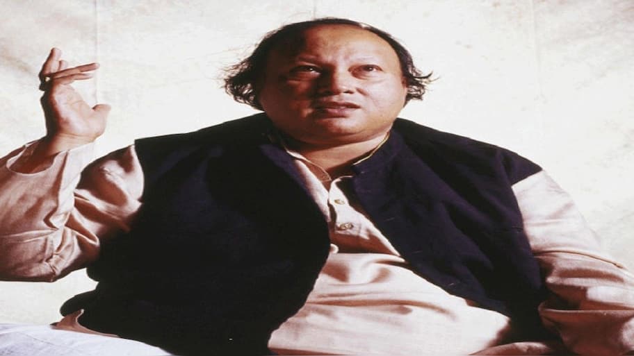 હિન્દી ફિલ્મનું આ ગીત રેકોર્ડ કરતી વખતે દોઢ કલાક સુધી રડ્યાં હતાં નુસરત ...