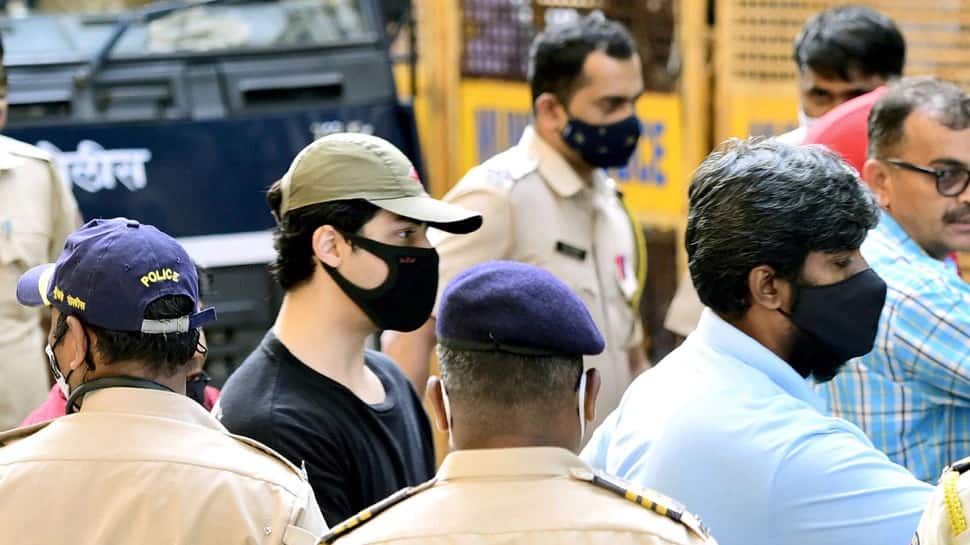 Mumbai Drugs Case: આઇલેન્સના કરવામાં છુપાવી હતી કોકીન, આરોપીઓ પાસેથી ...
