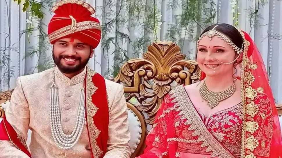 british commissioner rhiannon harries married to indian boy himanshu ...