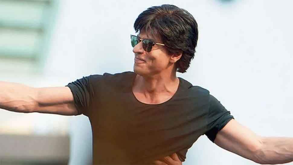after long hair in Pathaan Shahrukh Khans new look is now revealed