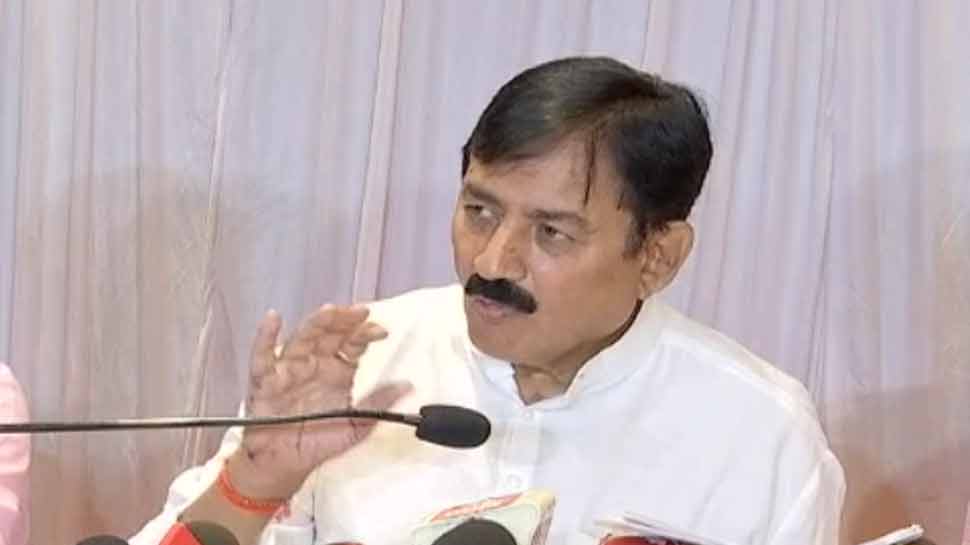 Big Breaking Congress Leader Bharatsinh Solanki Will Take Break From ...