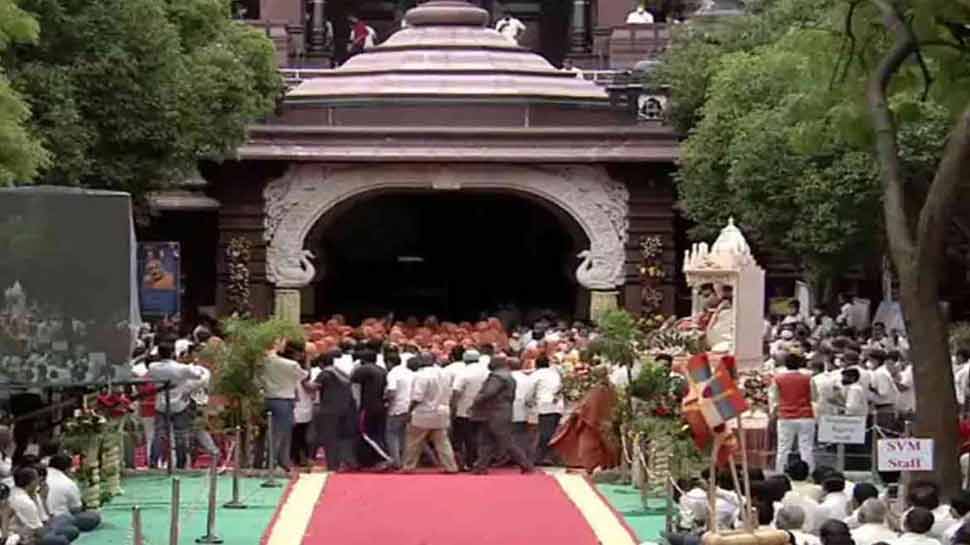 Haridham Sokhda Temple Issue Highcourt Gave Time To Prabhodh Swami Group