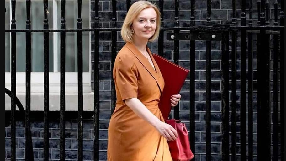 Liz Truss: બ્રિટનના PM લિઝ ટ્રસે 44 દિવસમાં કેમ છોડવી પડી ખુરશી? વાંચો ...