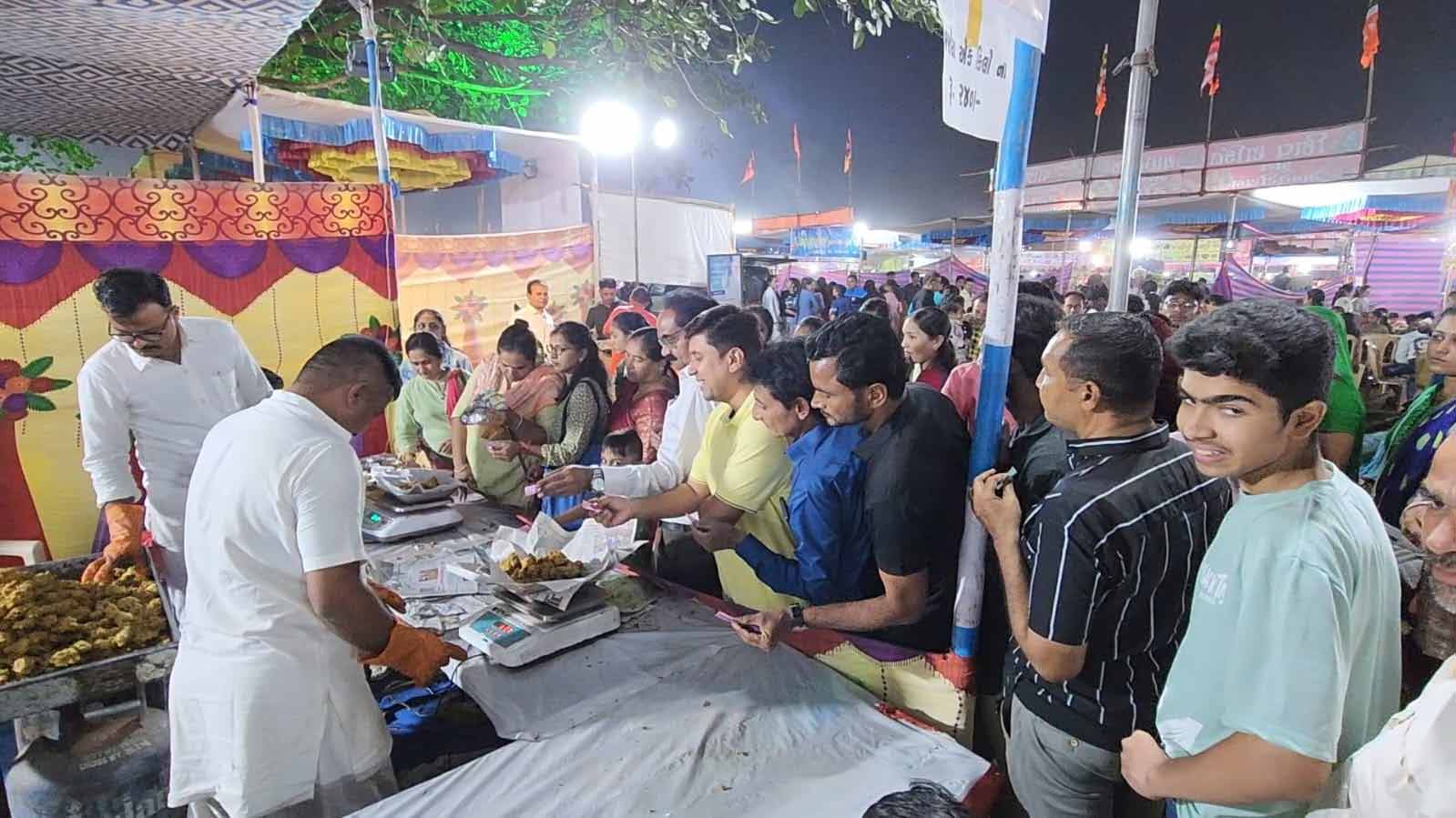 rajkot jail bhajiya famous in somanath mela people crazy