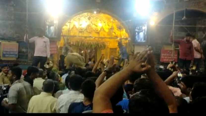 today dev diwali lord krishna came from dwarka to dakor celebration in ...