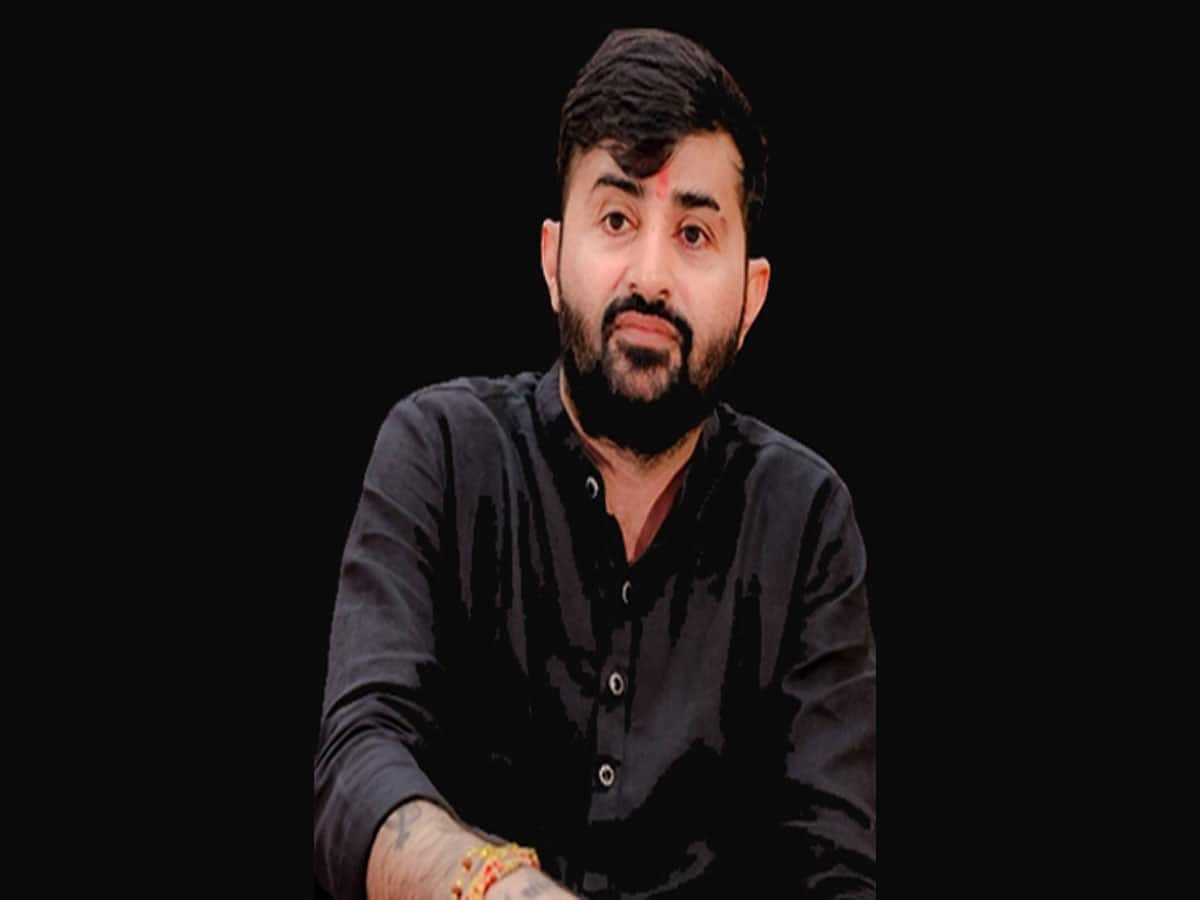 folk singer devayat khavad bail granted by gujarat highcourt