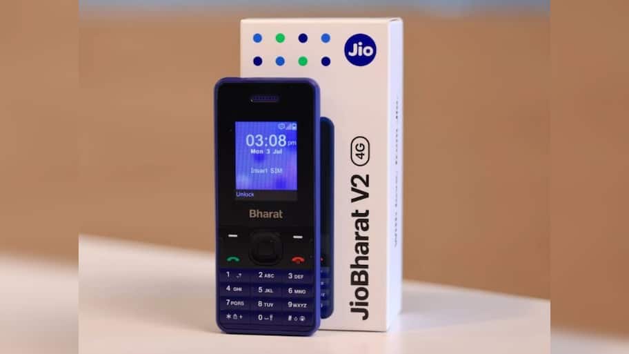 Jio એ લૉન્ચ કર્યો નવો 999 રૂપિયાનો 4G ફોન, અનલીમીટેડ કૉલિંગ અને આ ...
