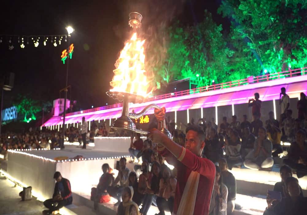 gujarat tourism narmada aarti like haridwar ganga aarti at famous ...