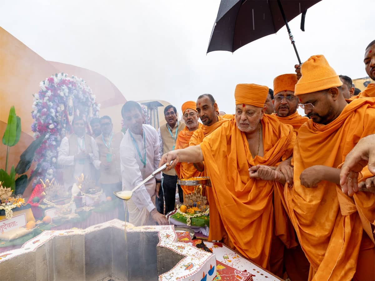 abu dhabi famous hindu temple inauguration ceremony start