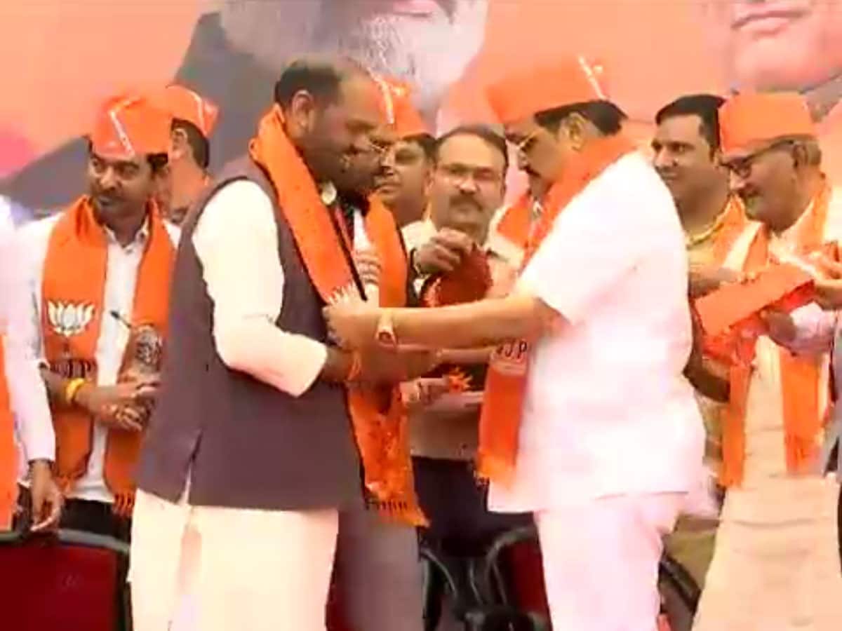 biggest political move in gujarat politics naran rathva joins bjp ...