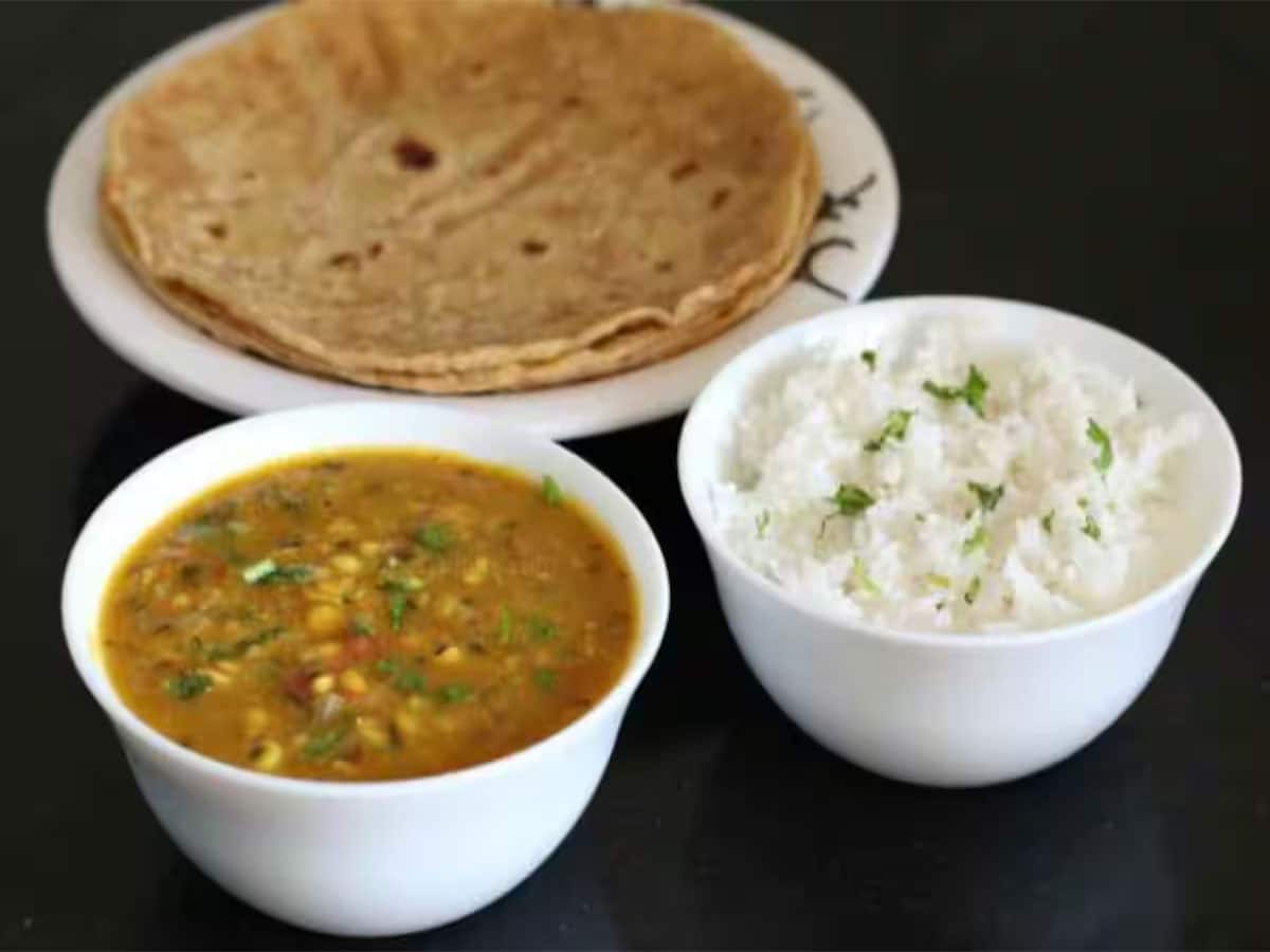 dal with roti or dal with rice | healthy Food Combination | Dal rice vs ...