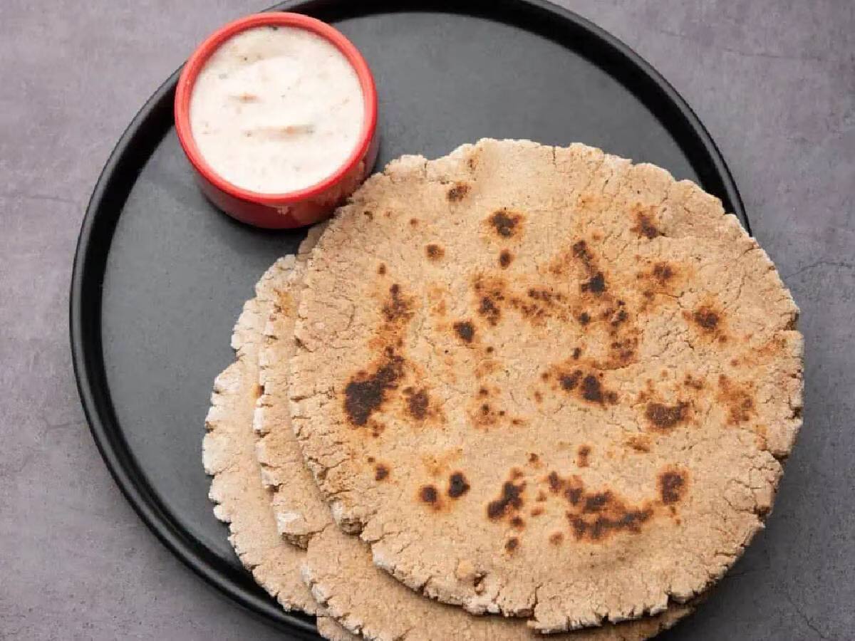 Barley Flour Roti health benefits jau ke aate ki roti khane ke fayde
