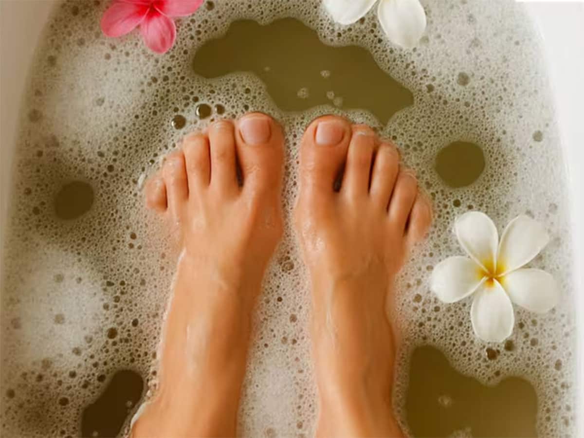 how to remove leg tanning at home with shampoo | પગની કાળી ત્વચાને સાફ ...