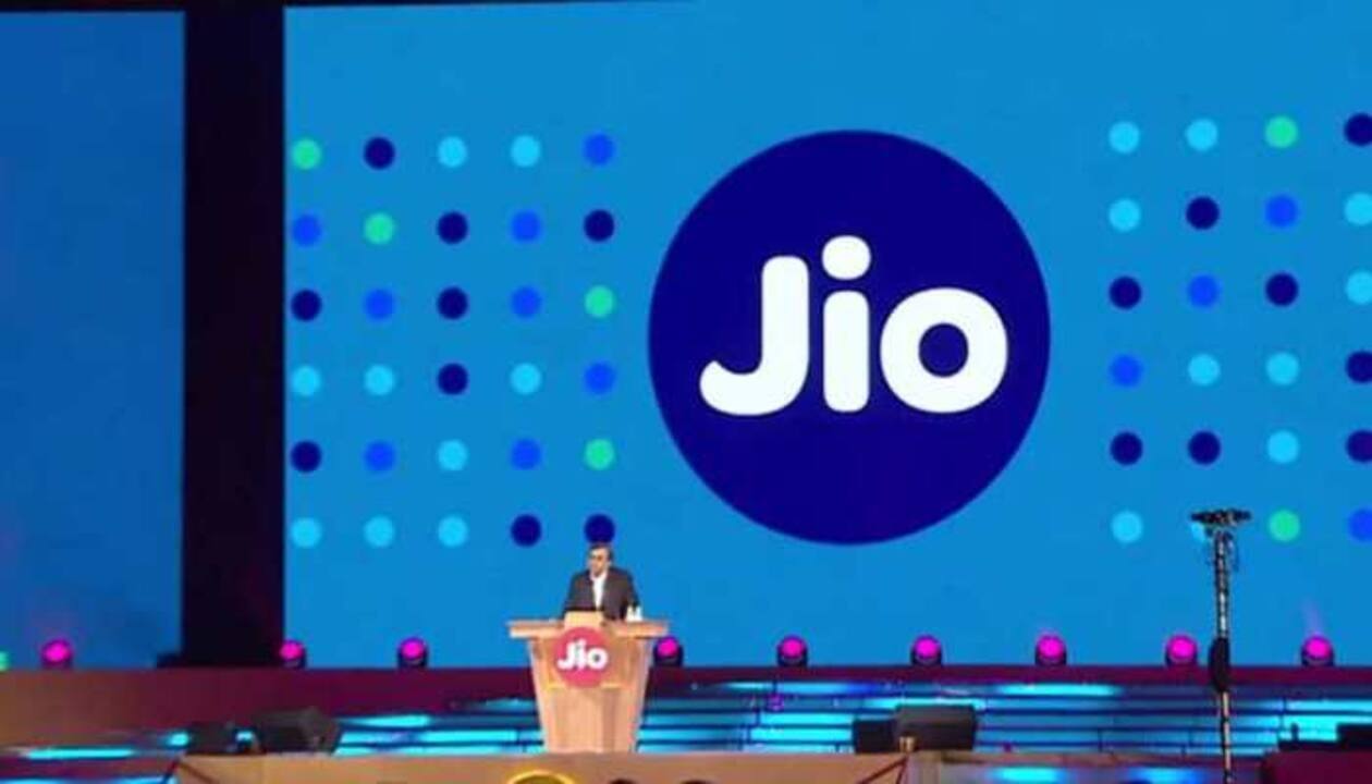 Jio નો ધમાકેદાર પ્લાન, 98 દિવસ સુધી અનલિમિટેડ ડેટા અને Free Hotstar, કિંમત જાણી ખુશ થઈ જશો